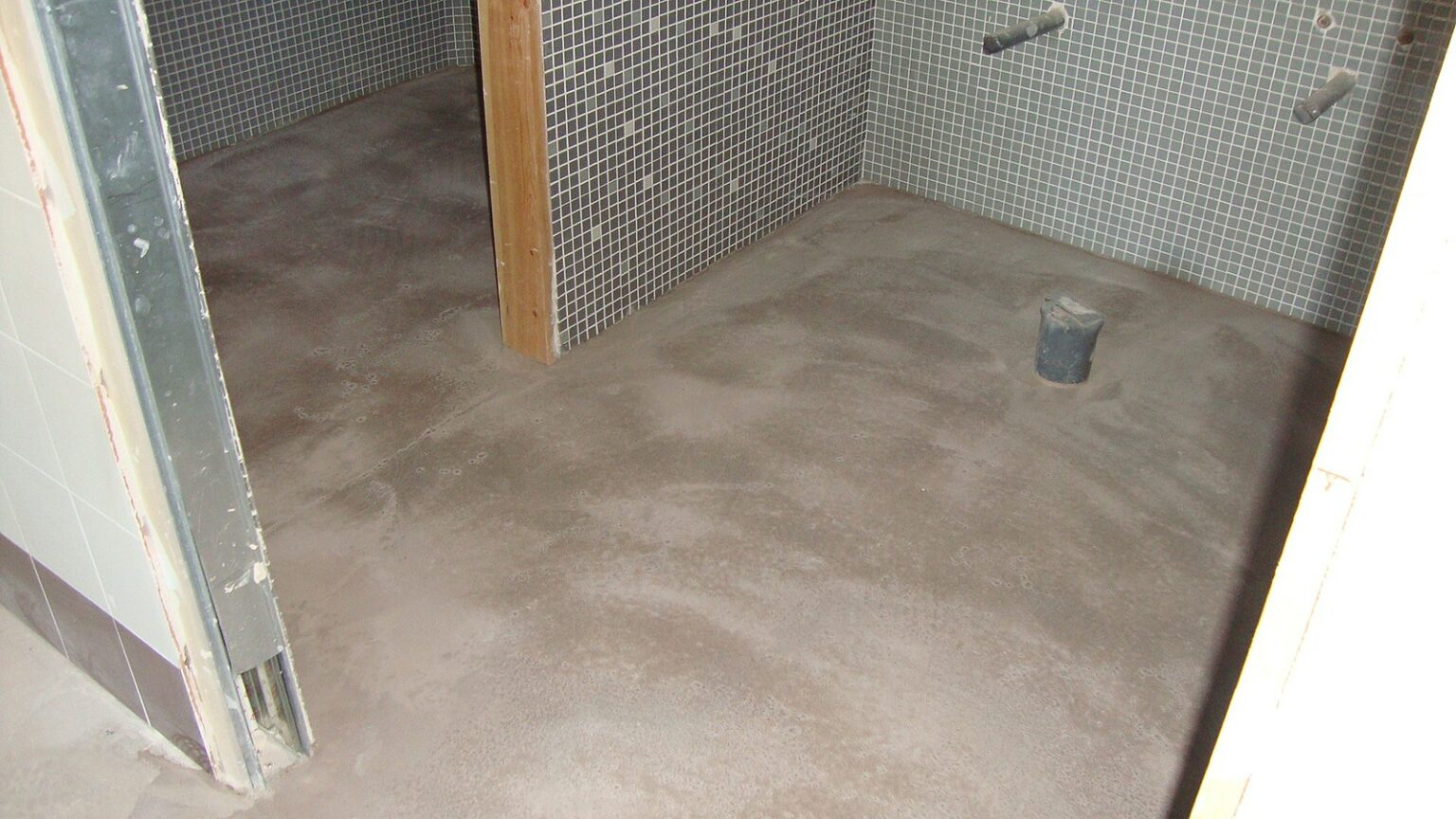 Perfect Curbless Installation for a Shower | Warmup USA
